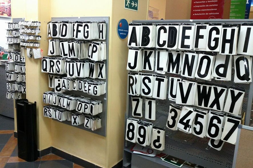 Letras Adhesivas - La Casa del Rótulo - Tu tienda de rótulos en Madrid